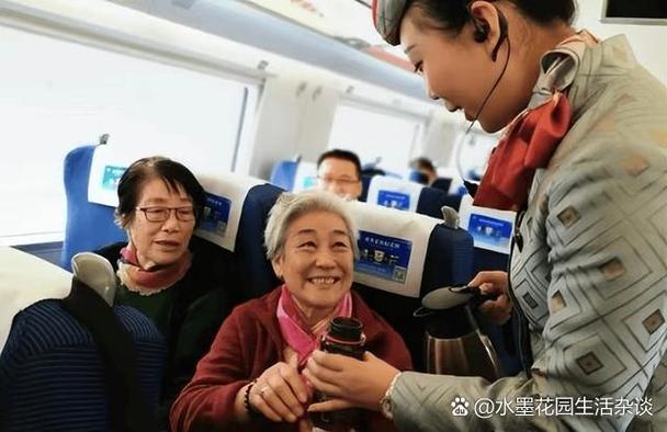 南宁60岁老人免费乘车规定截图