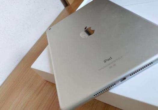 ipad2018吃鸡评测图标