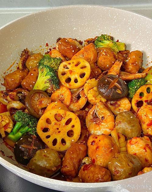 美食:开局沸洛泽加入天群