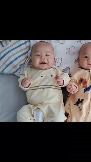 人类幼崽是什么意思图标