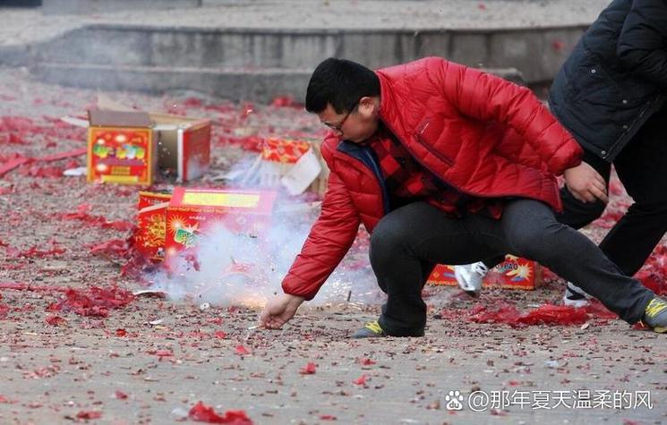 怎么在手机上放鞭炮截图