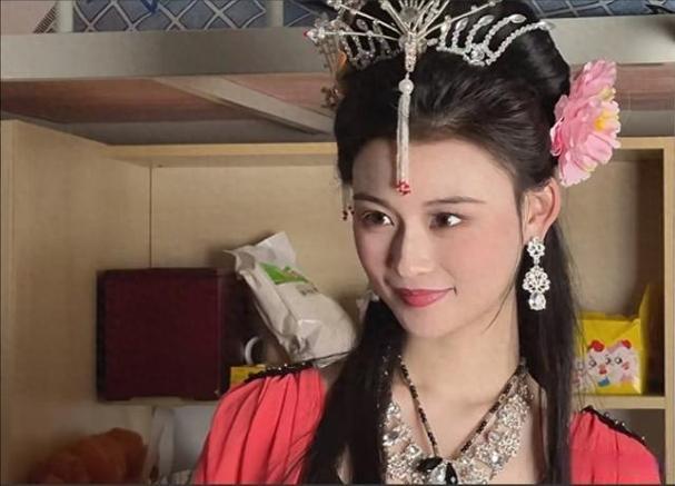 男子穿越到女儿国的电视剧