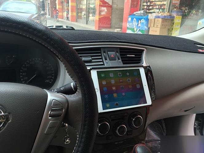 ipad当导航 中控屏幕截图