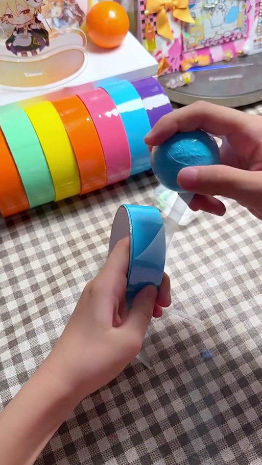小学生玩的胶带粘粘球截图