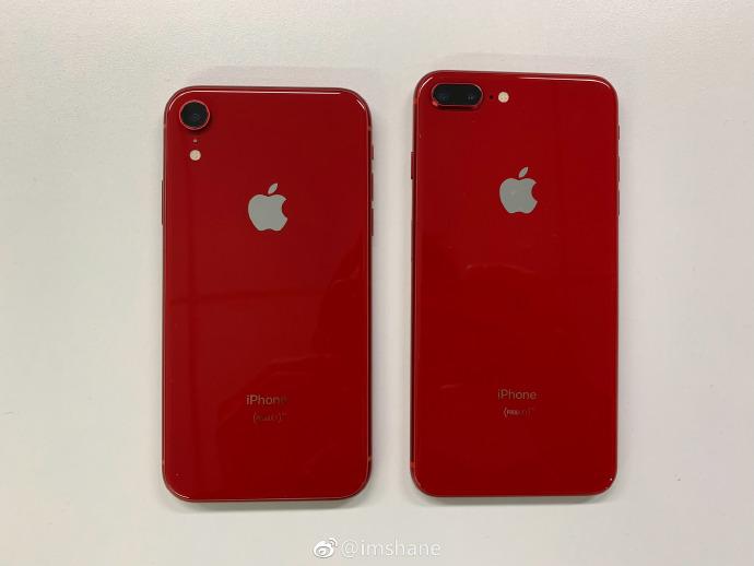 红色iphone后面的英文图标