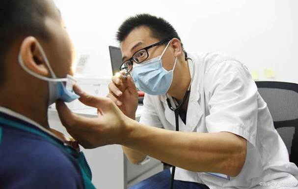 单侧鼻孔经常流鼻血是白血病吗图标