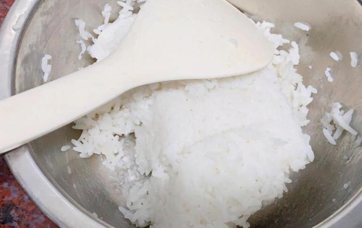 电饭煲加热冷饭图标