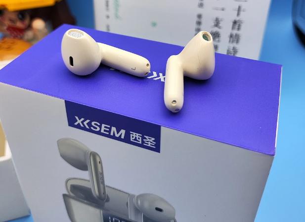 降噪耳机打电话对方听不清图标