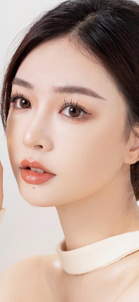 美女美妆截图