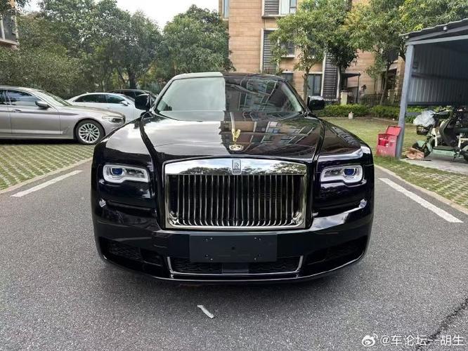 小金人劳斯莱斯多少钱一辆缩略图