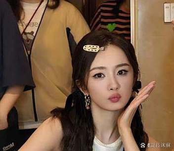 开局灌醉杨幂,我竟成了女主小说