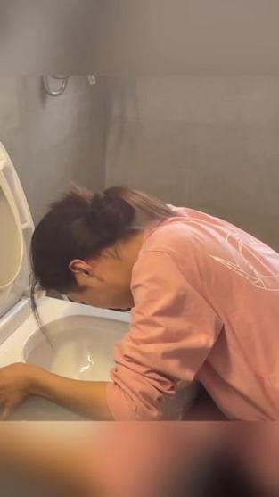 实拍孕吐严重视频图标