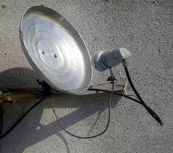 锅盖电视连接线图标