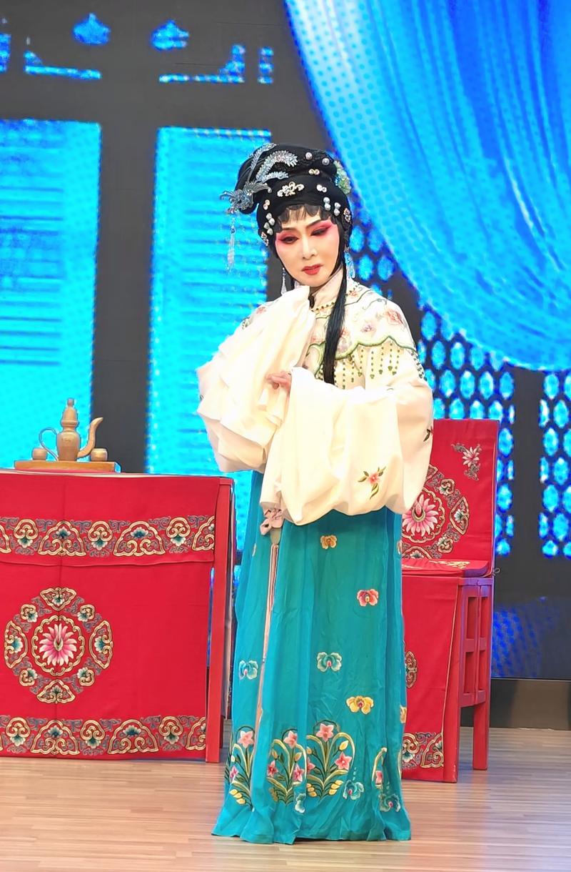 淮剧十大一级演员图标