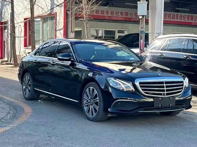 2019款奔驰e200图标