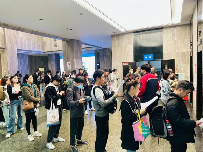 永恒之塔排队号怎样解决图标