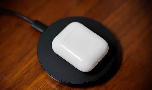 airpods开盖不亮灯截图