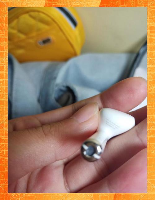 蓝牙耳机有一只声音低图标