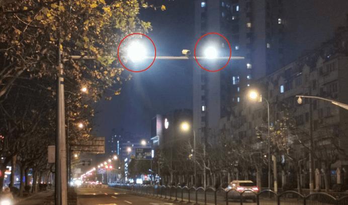 摄像头是一直闪还是一直亮图标