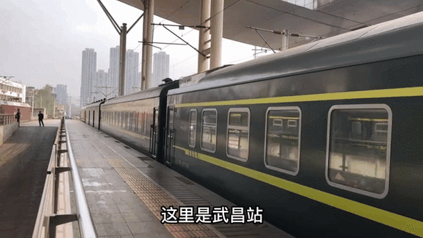 火车出站时间有限制吗