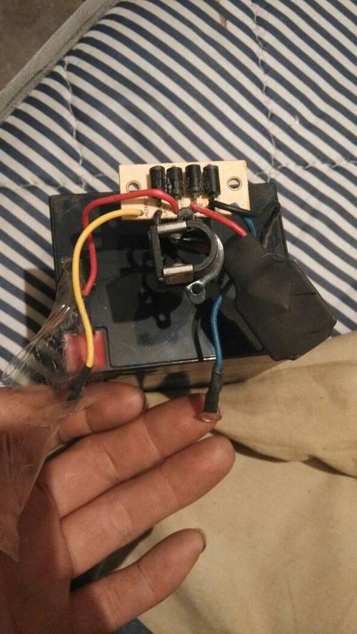 自制12V60A电瓶充电器图标