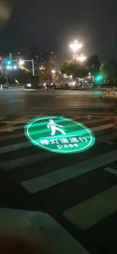 爱普生投影仪lamp黄灯闪烁图标