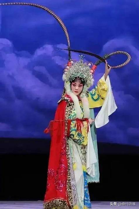 边唱边跳的京剧图标