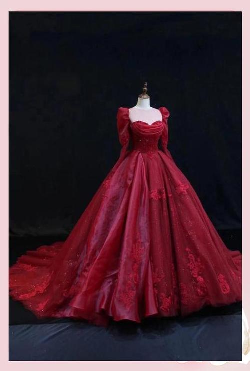 婚纱照红色礼服图标