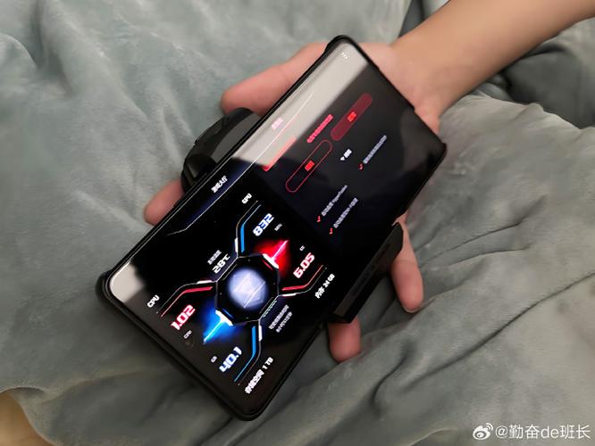 玩游戏60帧还是感觉卡截图