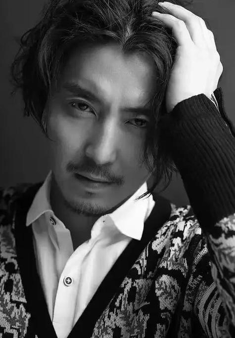 大老粗的男人性格表现图标