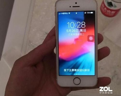 苹果se老是显示关机界面图标