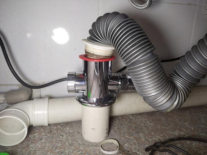 净水器排水管怎么接到下水道图标