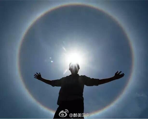 什么是自带光环的人图标