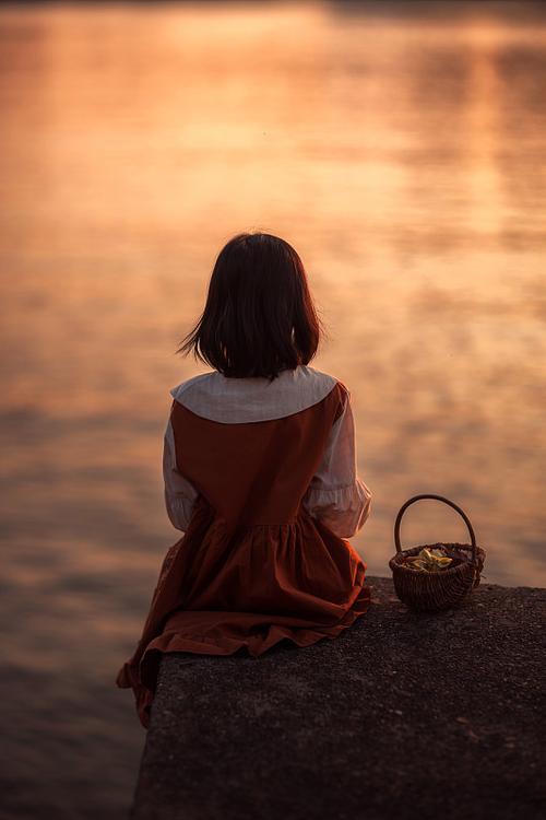 lonelygirl孤独女孩游戏图标