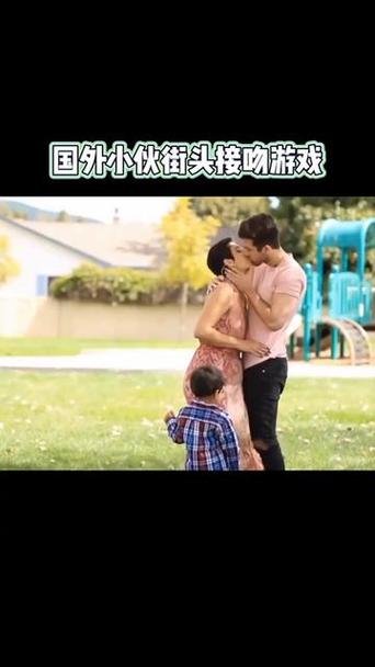 石头剪刀布输了要接吻图标