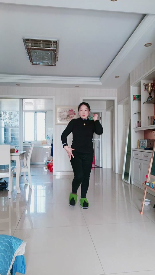 剪映如何长腿截图