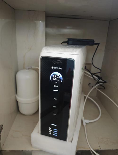 净水器一通电就滴滴响