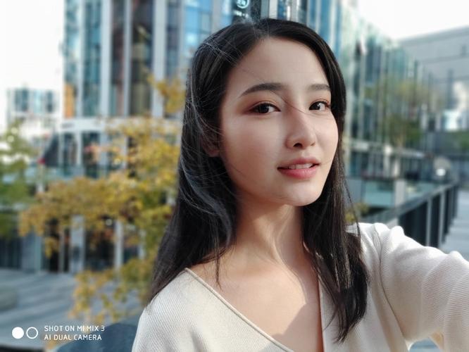 小米mix3前置摄像头怎么拍照图标