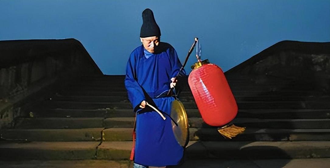 招聘夜班更夫一名