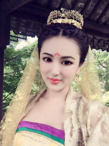西梁女国简介图标