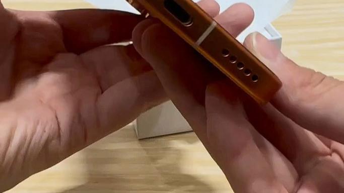 荣耀power2是双扬声器吗