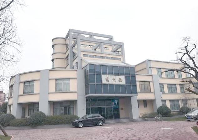 龙门书院是什么学校图标