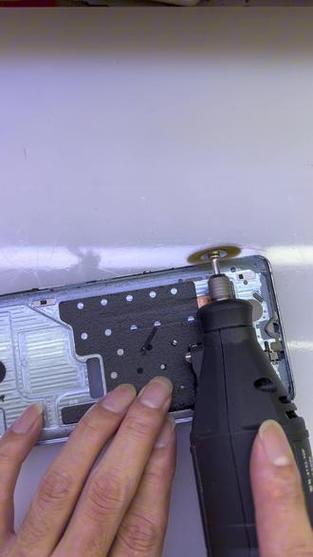 手机屏幕脱胶可以修吗图标