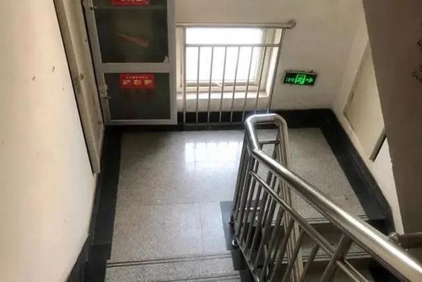 公共楼道可以装摄像头吗图标