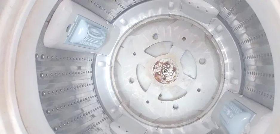 洗衣机底盘螺丝拧不动截图