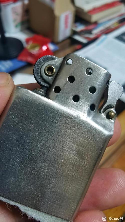 zippo打火机打火石怎么换图标