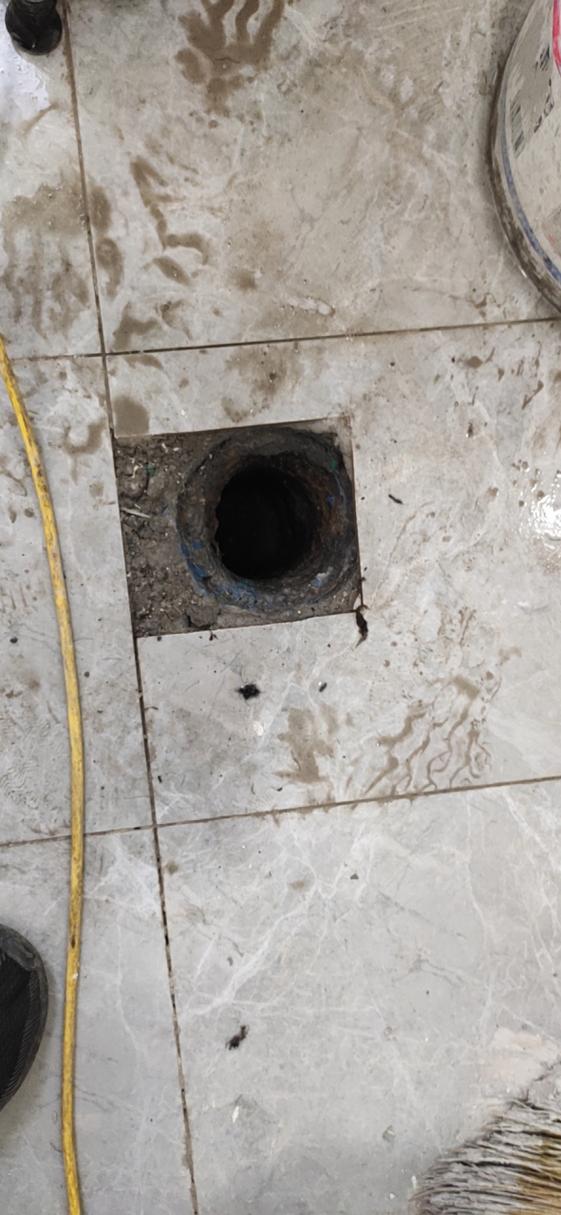 卫生间下水道严重堵塞图标