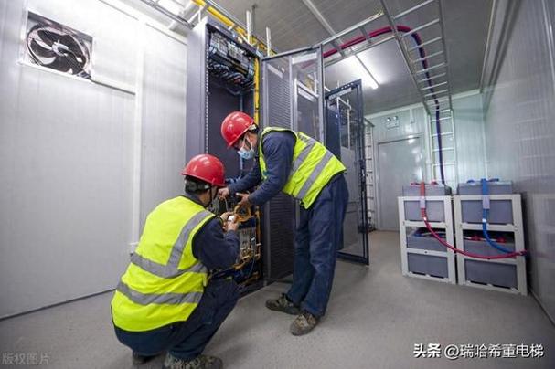 电梯安装工图标