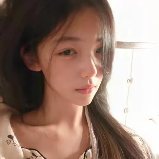 女生头像清纯甜美真人图标