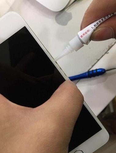 手机屏幕粘了502胶图标